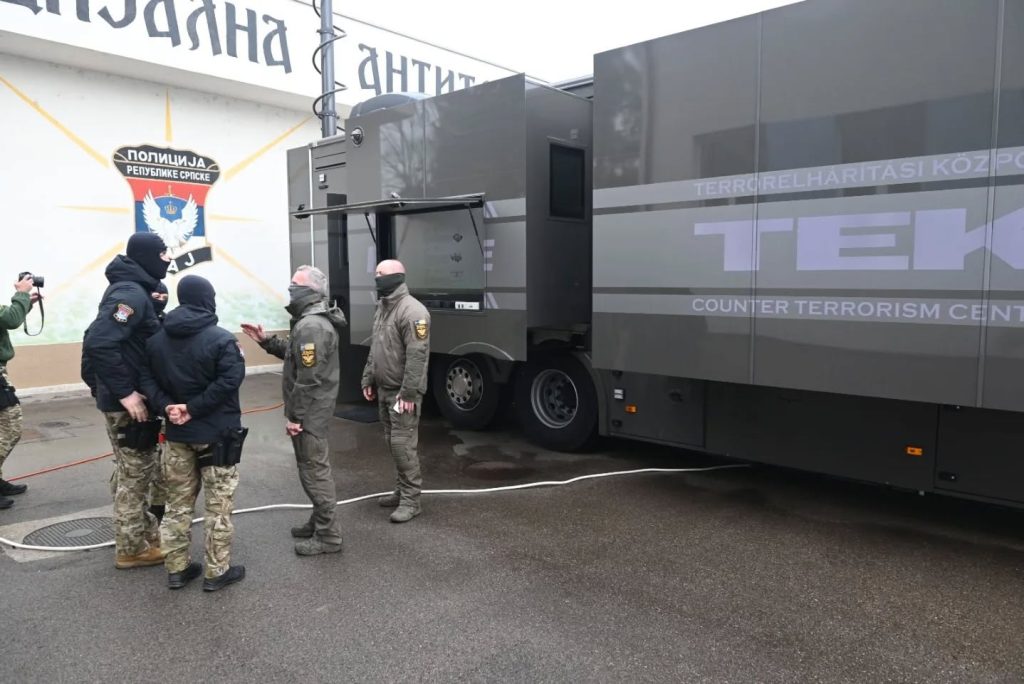 Orbán’s Covert Bosnia Operation: Special Forces Stood Ready to Extract ...